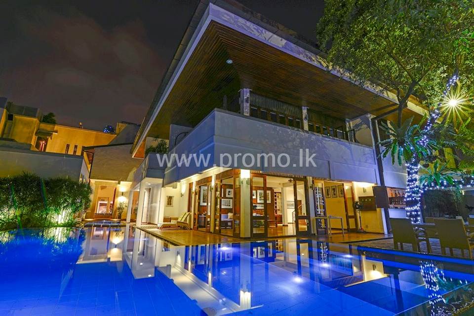 Cloud Café, Loft Lounge Bar & Amber Pool side - Colombo Court Hotel for ...